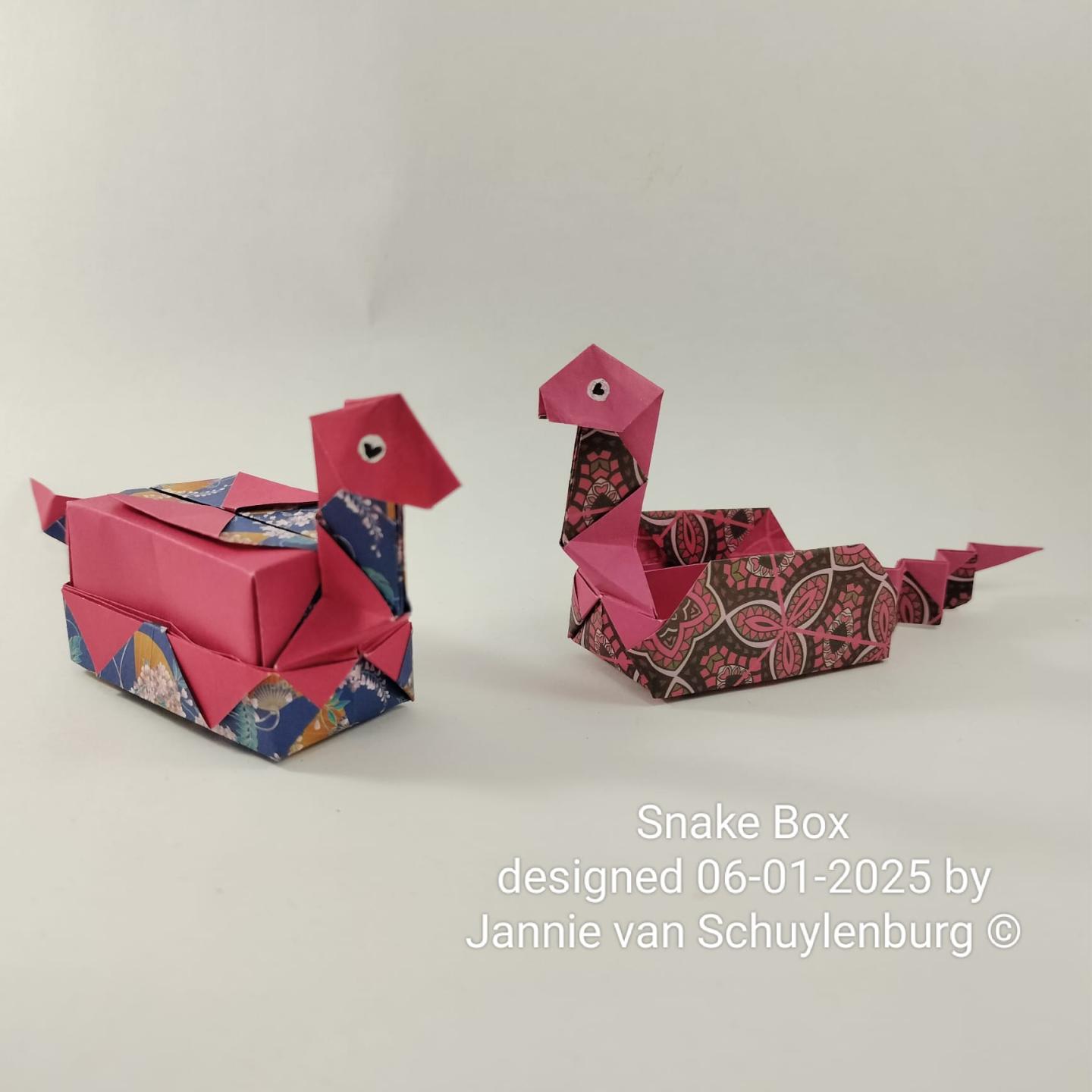 Snake Box - 1736502914 | CFC Origami